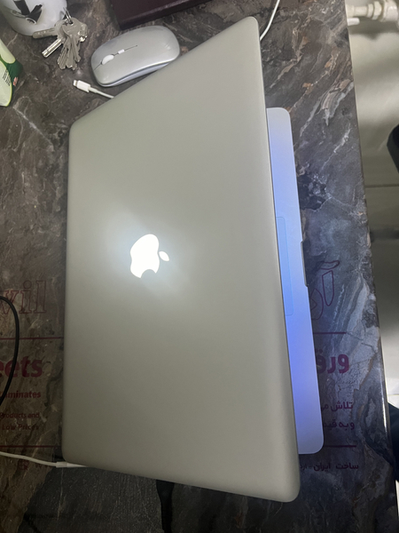 Mac book Pro 15.6