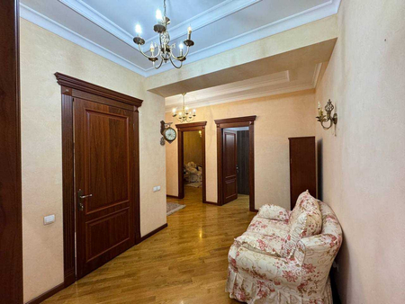 New building euro in center 5 room 4 bedroom 2 bathroom