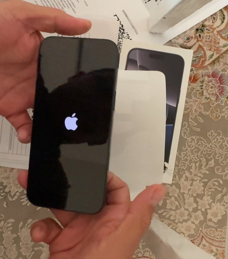 Iphone 16 pro max 256 black 24- sikl  LL/A emkost 100%