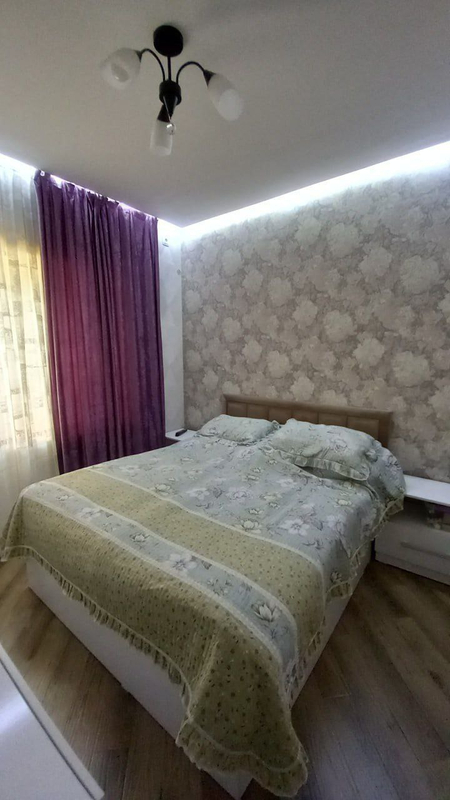 Срочно продается 3в4 комнатная квартира в Яшнабадском районе