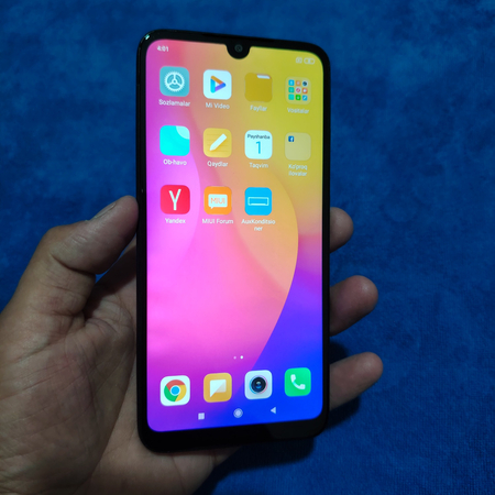Redmi 7 sotiladi