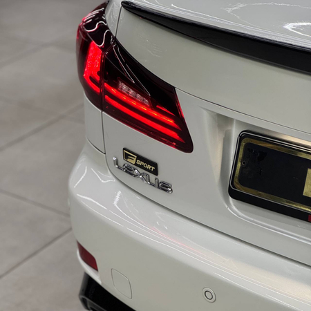 В продаже ! Автомобиль LEXUS IS350
