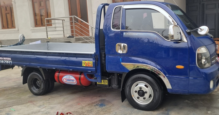 Сотилади \\nKia Bongo3 1.2t. Бортовой 320.см\\n712-эълон раками\\n 2013-йил