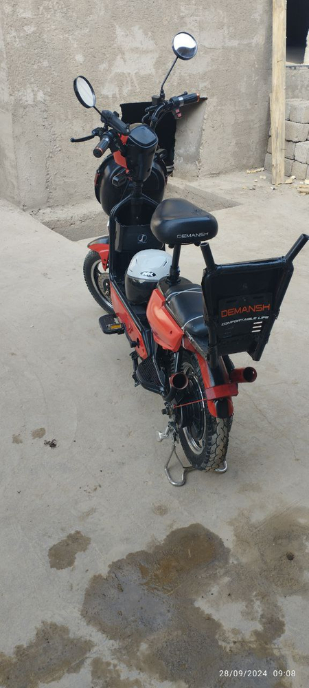 Skuter sotiladi xaloti yaxshi