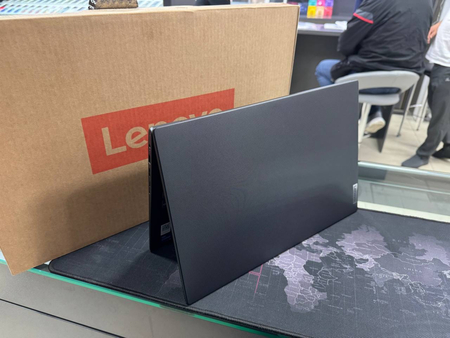YENGI NOTBUK sotiladi LENOVO v15 CORE-i5 13420H 13th Gaming Ozu-8GB