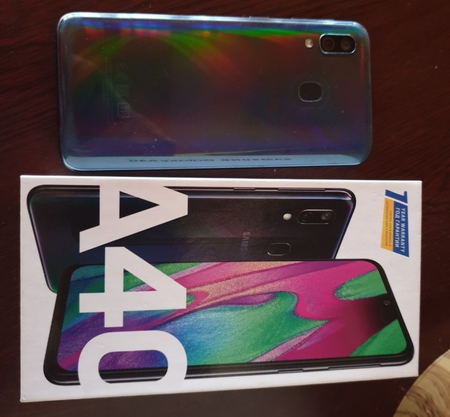 Samsung Galaxy A40.4/64gb холати зор