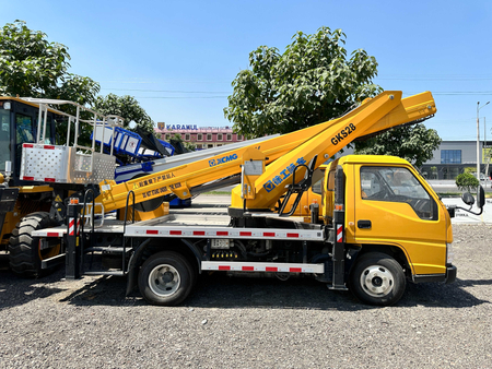 Автовишка XCMG модель GKS шасси JMC 30-28 метров в наличии
