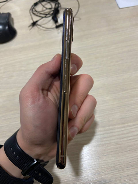 Iphone Xs 256 talik sotiladi