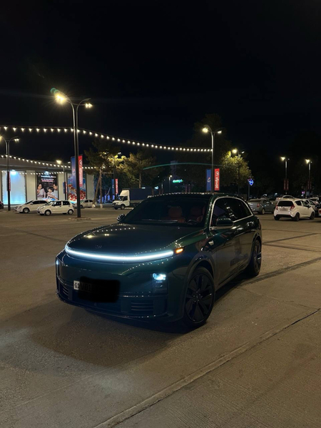 Lixiang LIpro eloktorcar srochna sotilad holat ideal moshna