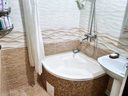 (К128674) Продается 2-х комнатная квартира в Мирабадском районе.
