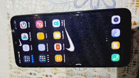 Redmi 7 sotiladi