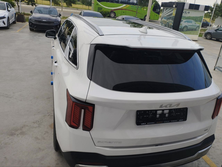 Kia corento prestij