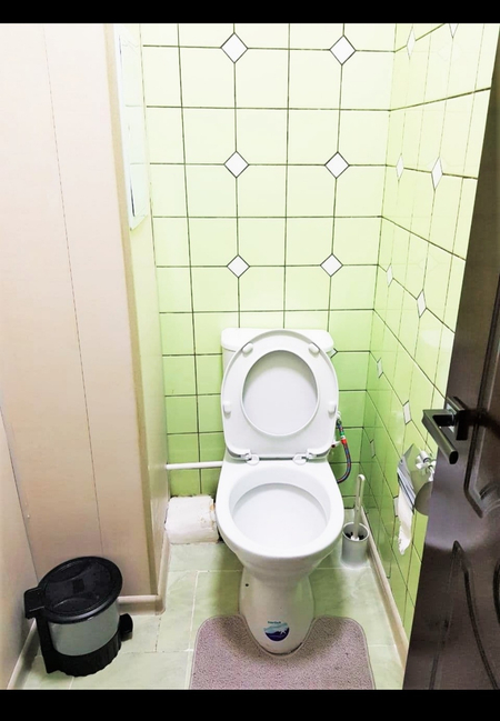 Сдаётся  аренда.  3 комнатный квартира.  Метро  Космонавтов.  Жемчуг.