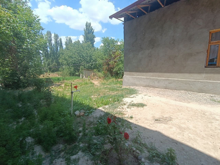 Uy sotiladi 12sotix yangiyolda m39 bitonkada