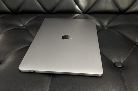 Apple Macbook Pro 2018 года 15 inch i9 32GB-1TB в хорошем состоянии