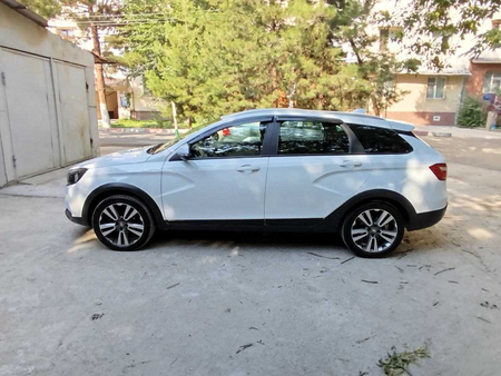 Lada Vesta SW Cross