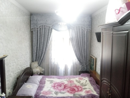 Продаеться 3/2/9 возле метро Юнусабад