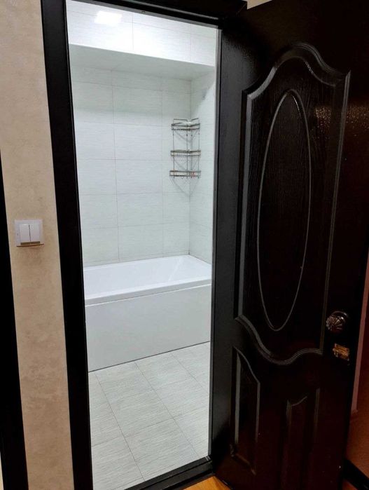 3 ком в центре на Ц5 (Киёт) 2 этаж галерейный тип, 74 метра (158676)