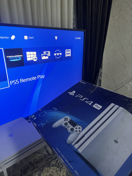 Playstation 4 PRO 1TB
