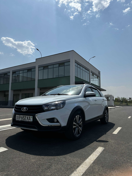 Lada Vesta SW Cross 2021 комплектация Full