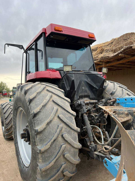 CASE IH MAGNUM 8940 сотилади ишлаб турган техника харажати йўқ.