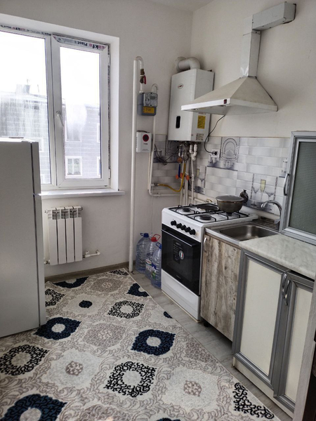 Qorasuv uchxóz kirovda 5- etgajda kvartira ijaraga beriladi