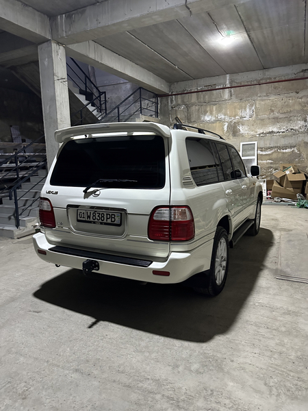 Lexus LX 470………