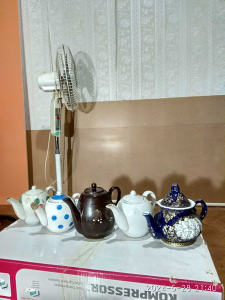 6 чайничков  для заварки.