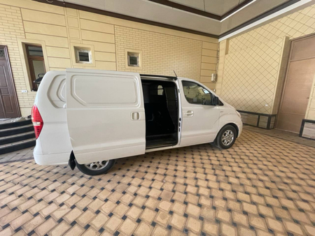 Hyundai Starex 2012
