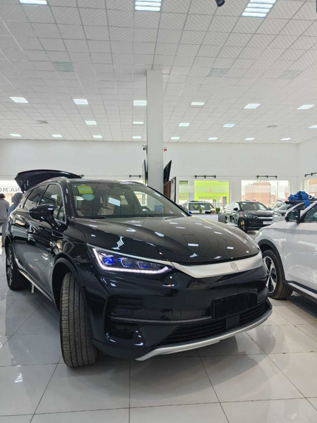 BYD TANG 7kishilik