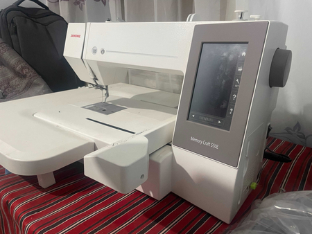 Janome Memory Craft 550E