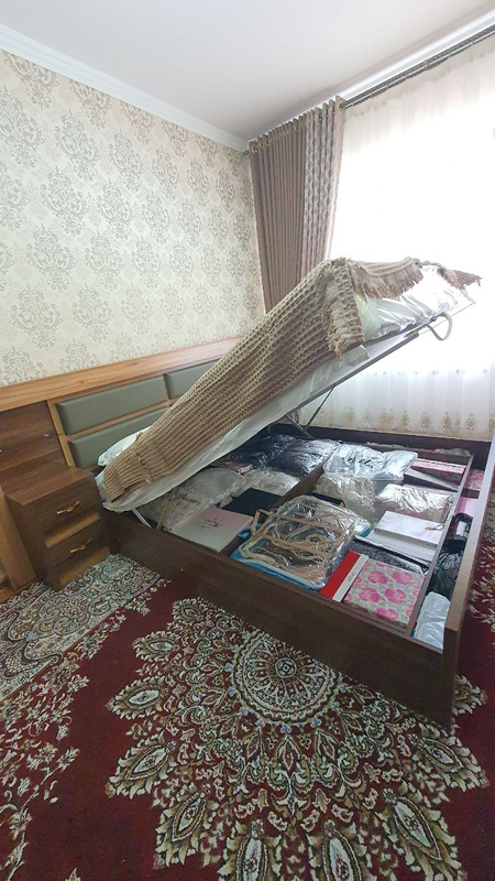 Срочно Спальни набор сотилади