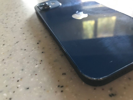 Iphone 12 срочно продам