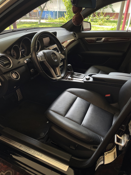 Мерседес бенз C250