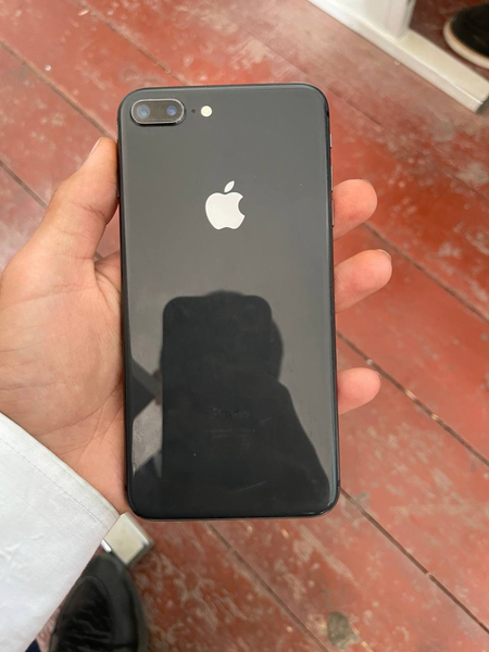 Iphon 8 plus64Gb