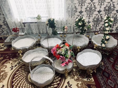 Sarpo sandiqlari 3ta komplekt va 6ta shishali quttilari bilan