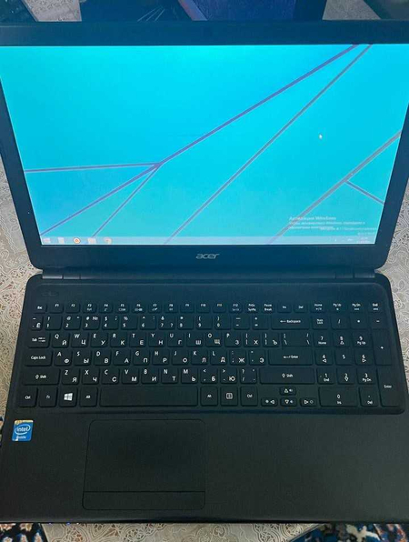 Noutbuk acer sotiladi!