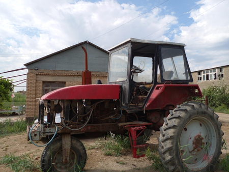 Traktor yomkost трактор ёмкост