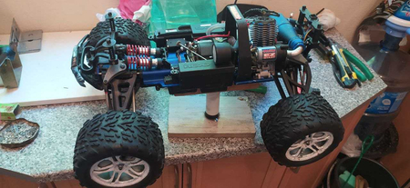 Traxxas Revo 3.3