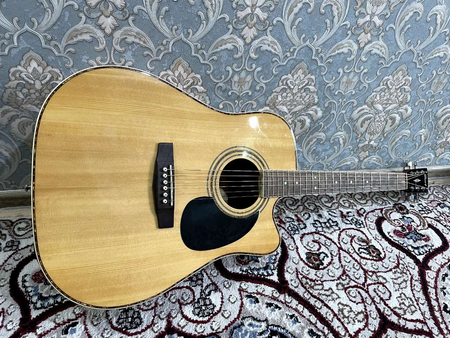 Gitara Cord acustik (41) sotiladi