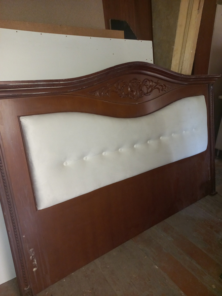 Продам кровать для спальни