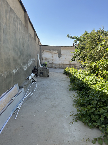 Qarshi_Otchopar mahalla 5,5 sotih hovli Orinter Davr tugrisi