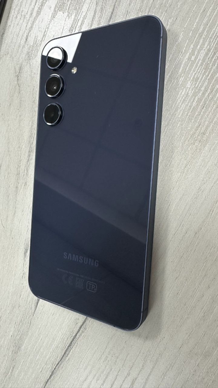 Samsung A55 128 gb sotiladi