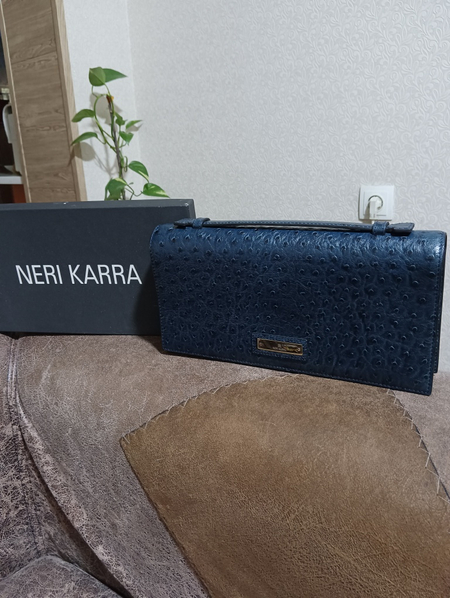Продам кожаный клатч