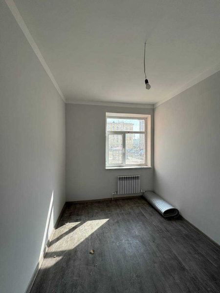 3 xonali  5qavatli domning 3qavati 65m2