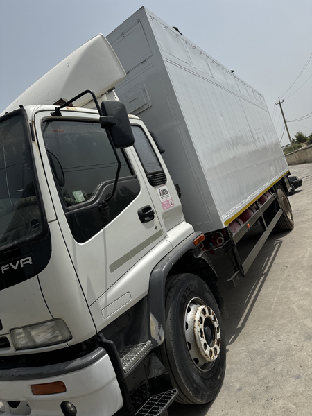 ISUZU. FVR33 10t