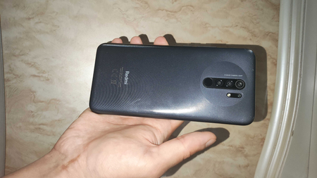 Xiaomi Redmi 9 СРОЧНО!