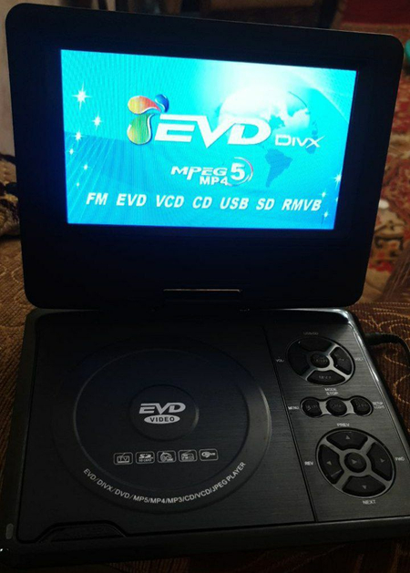 Проигрыватель DVD/MP3/FM/GAME с экраном.