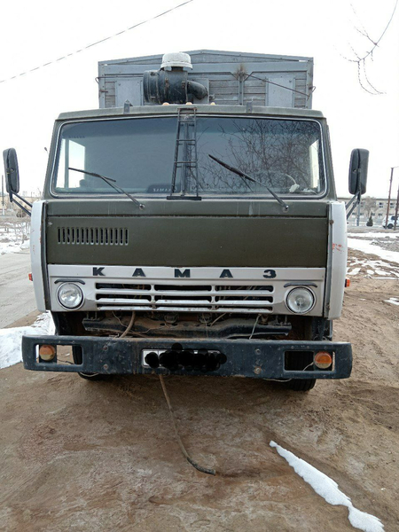 Тез арада 1989 жылы ислеп шыгарылган КамАЗ 53212