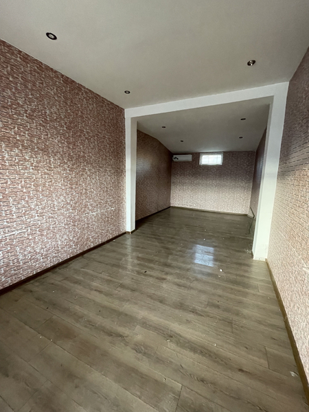 Срочно Узимники 120м2, фасад 15,5м,
